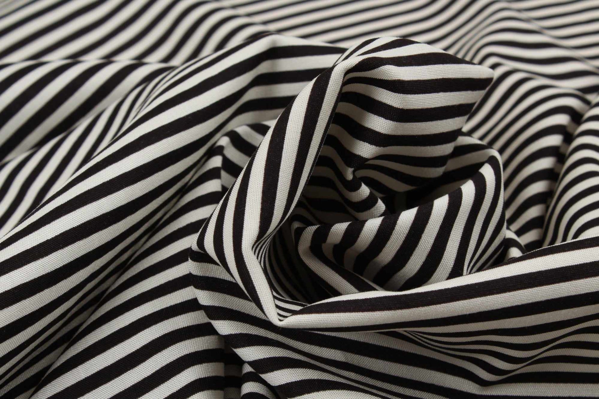 20 MTS ROLL - Stretch Viscose Poplin - Stripes - OFFER: 3€/MT — Fabric ...