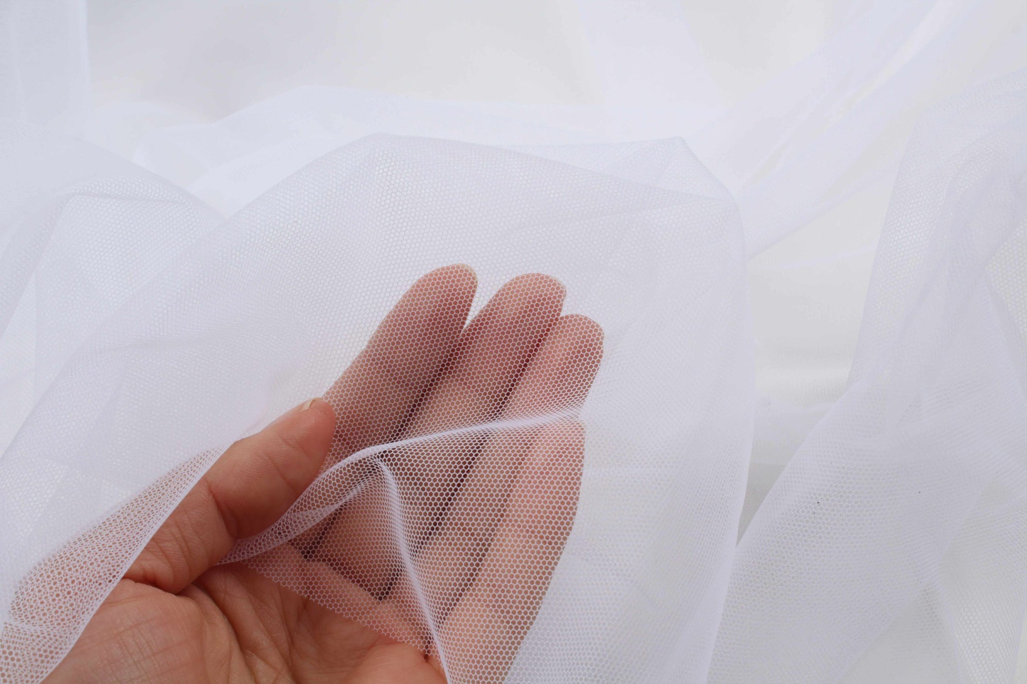 Luxury Polyamide Tulle (+35 Colors Available) | Buy Fabrics Online ...