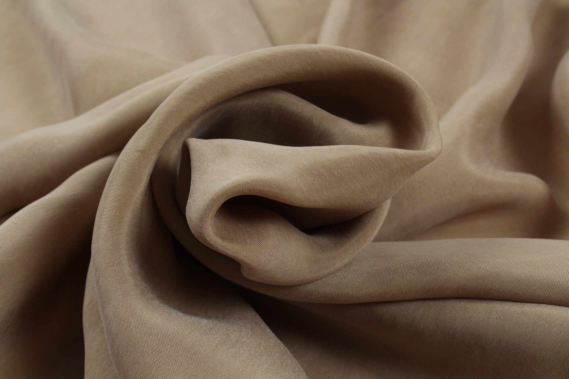 Vegan silk - Cupro Satin (+30 Colors Available) | Buy Fabrics Online ...